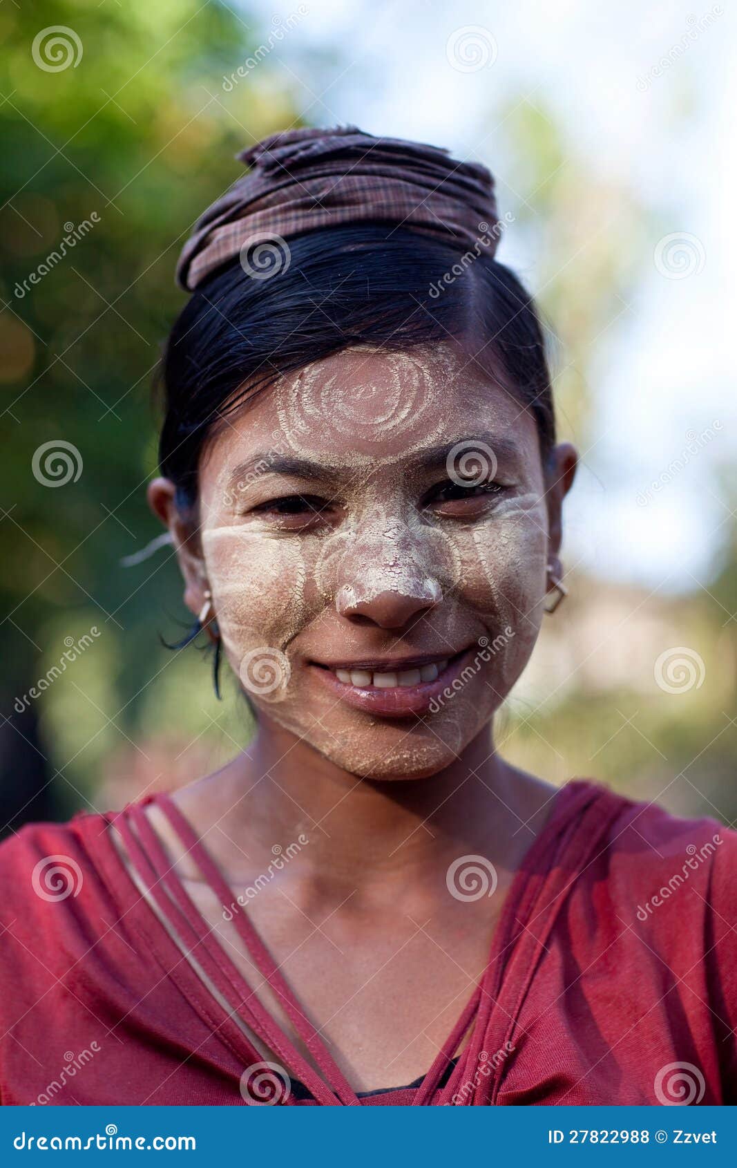 Burmese woman editorial stock photo. Image of local, face - 27822988