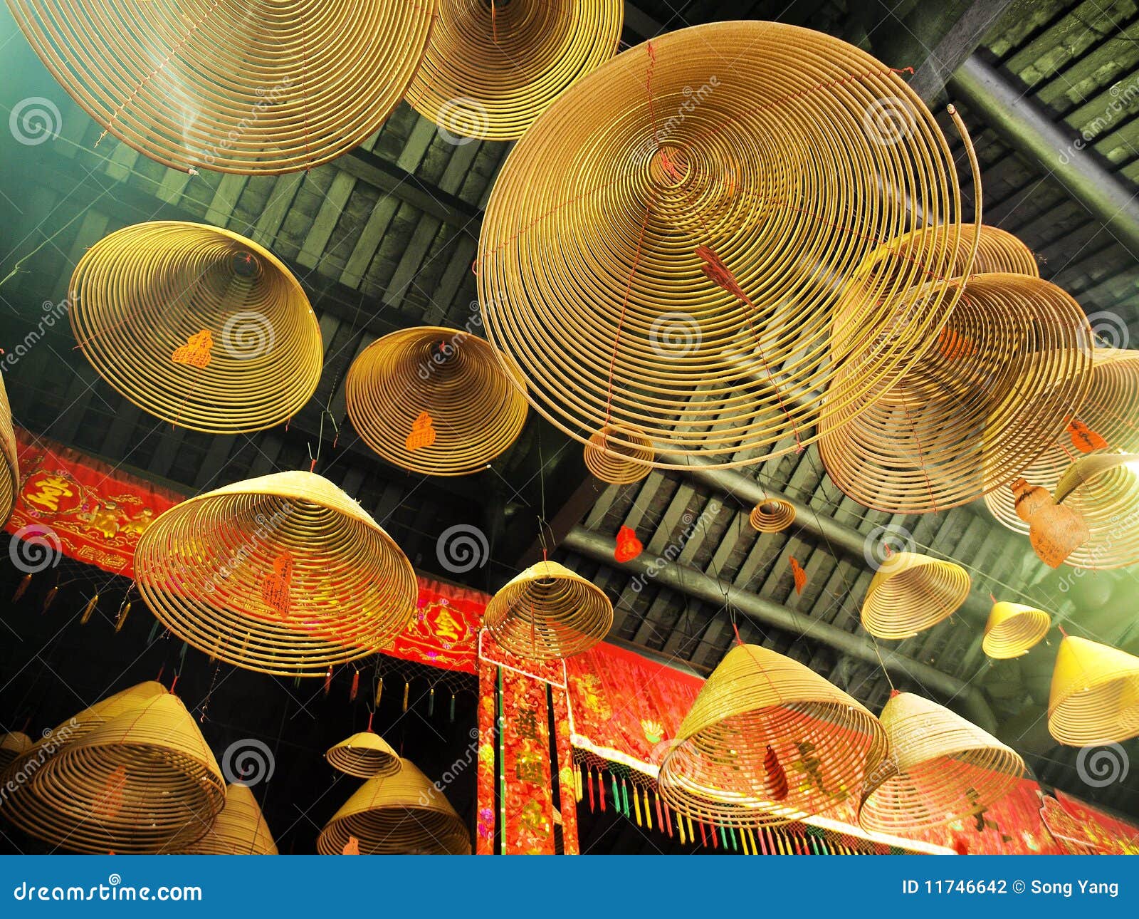 Burn joss sticks stock photo. Image of prayer, asian - 11746642