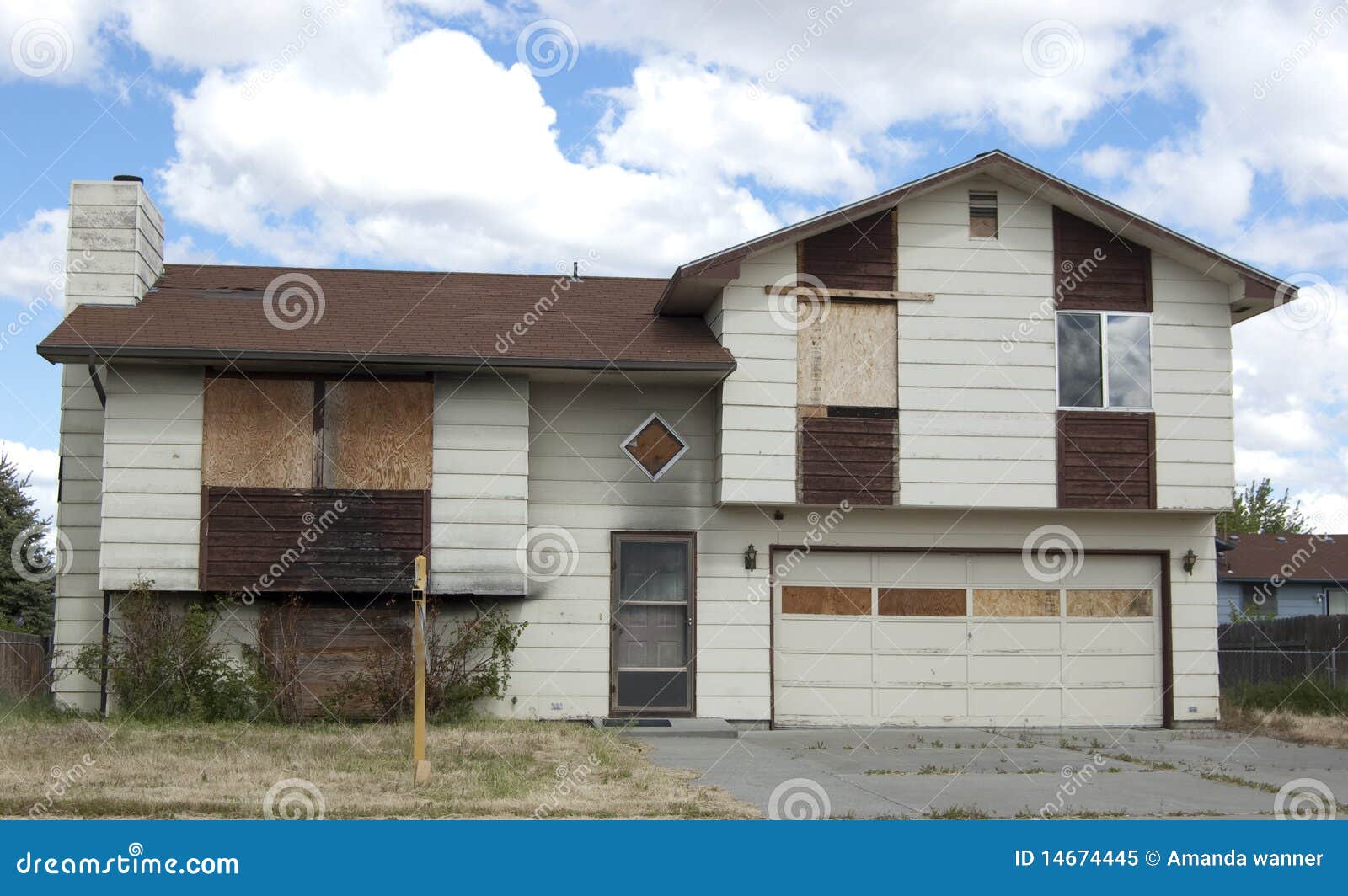 Old Abandoned Boarded Up Building With Peeling Paint Royalty-Free Stock ...