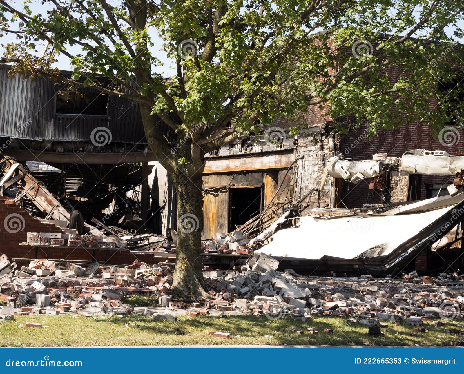 Burned Building in the City Stock Image - Image of extinguish, wall ...