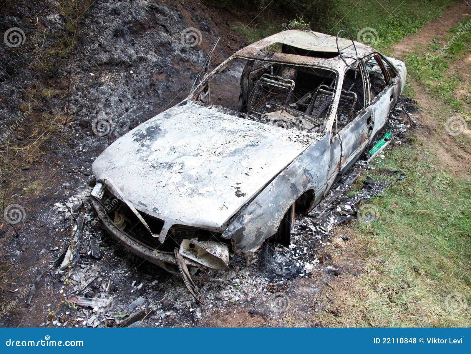 Burned out car stock photo. Image of rusty, iron, burn - 22110848