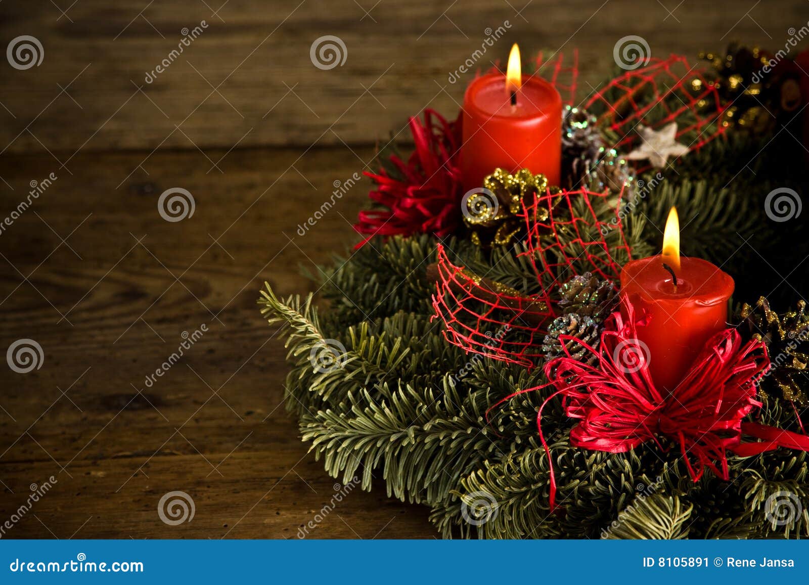 Burning christmas wreath stock image. Image of holly, wood - 8105891