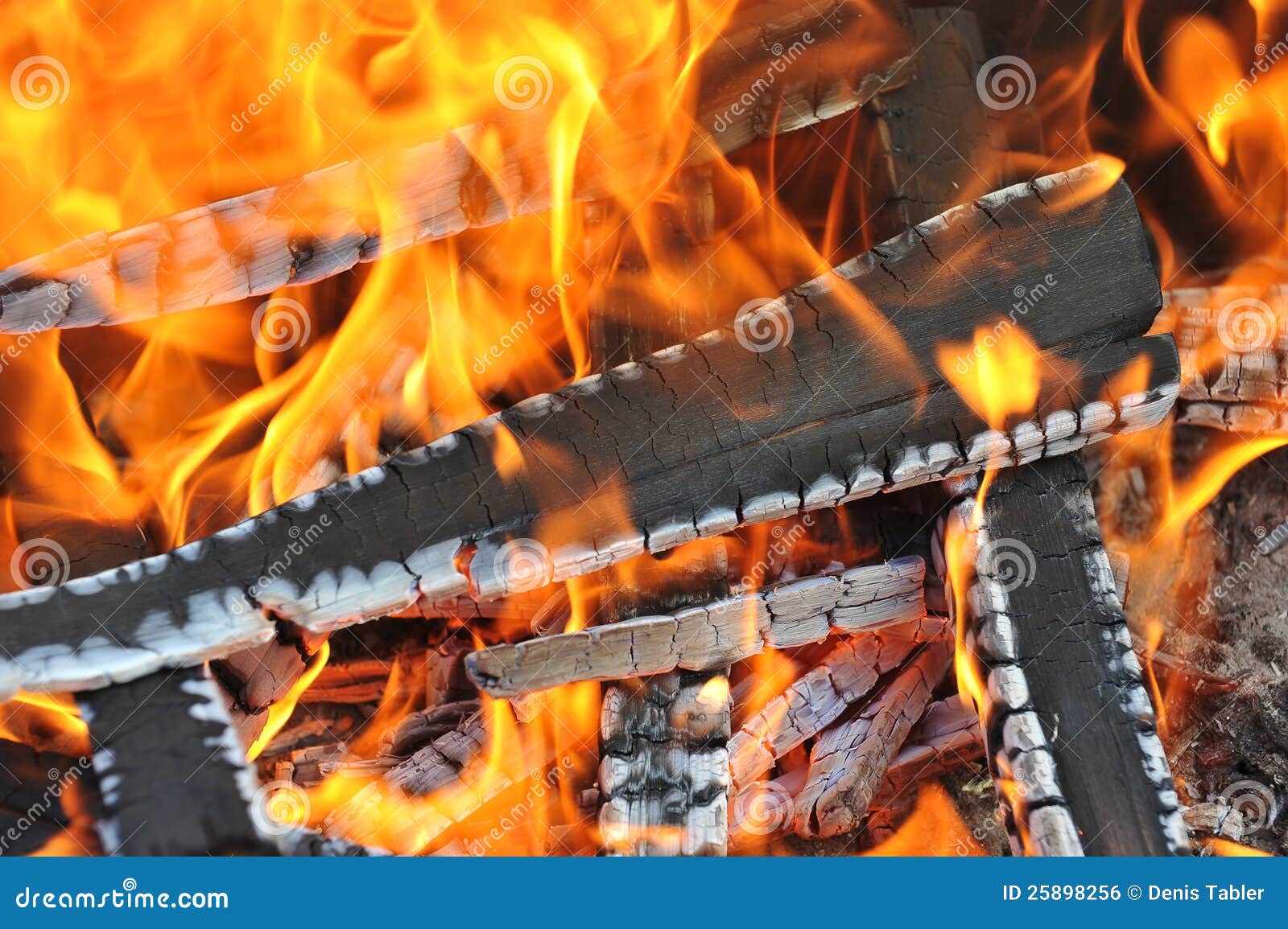 Burning down fire stock photo. Image of firewood, dark - 25898256
