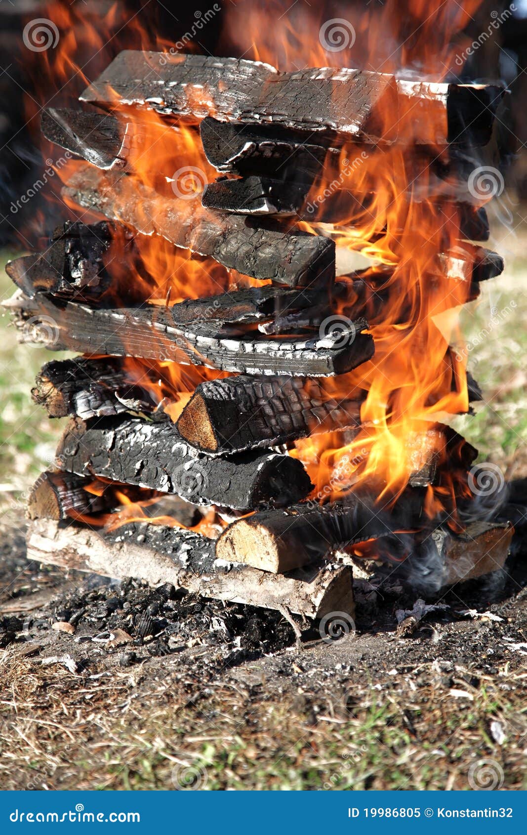 Burning fire wood stock image. Image of coal, logs, flames - 19986805