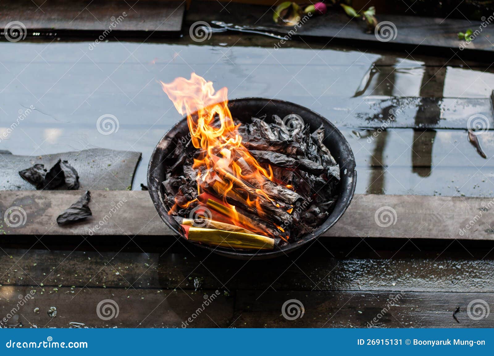 Burning Ghost Money stock image. Image of buddhism, buddhist - 26915131
