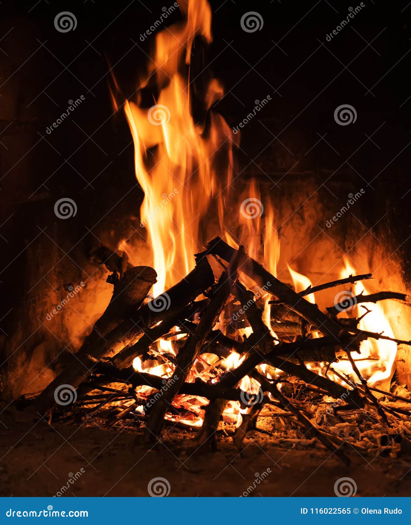 A Fire Burns in a Fireplace Stock Image - Image of bright, light: 116022565
