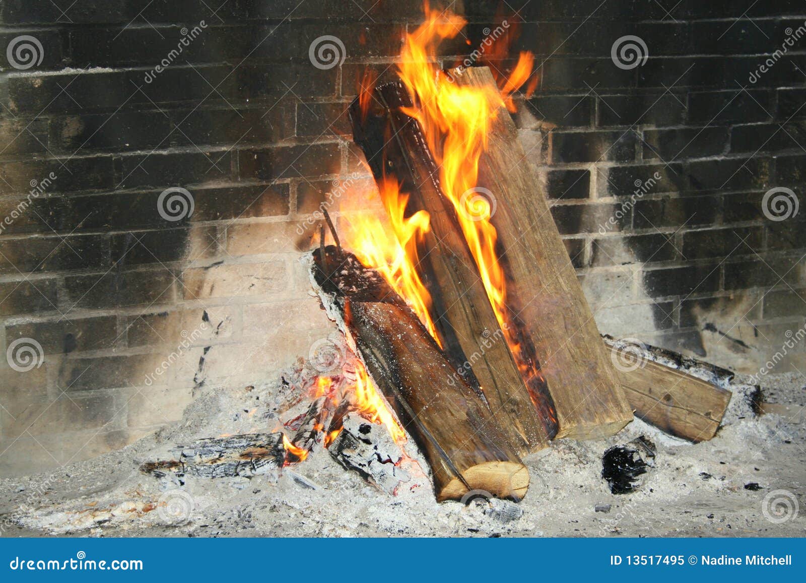 Burning Logs in an Open Fireplace Stock Image - Image of indoors, fire ...