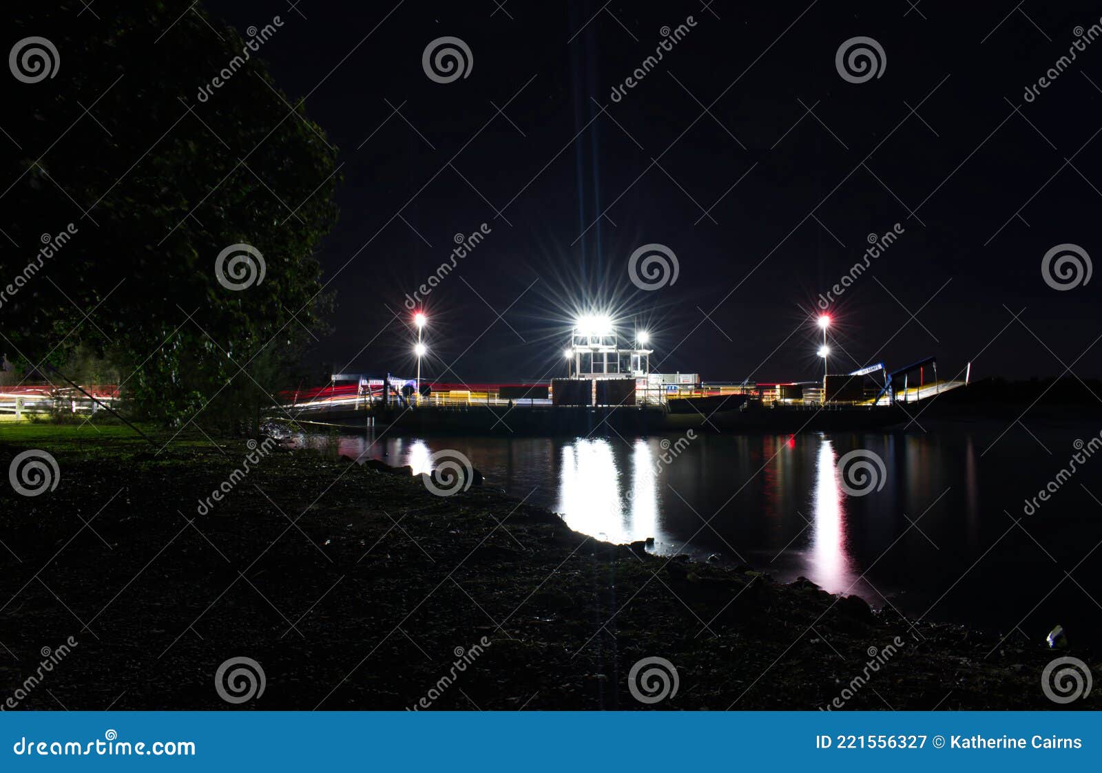Burns Point Ferry at Ballina Editorial Photography - Image of australia ...