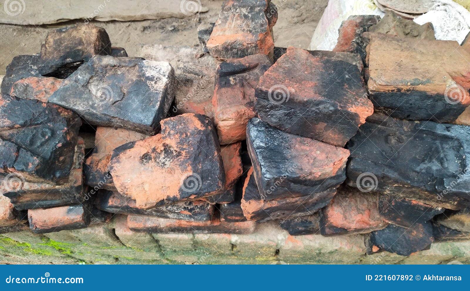 Burnt Bricks Reuse in Making Home Stock Photo - Image of bark, brick ...