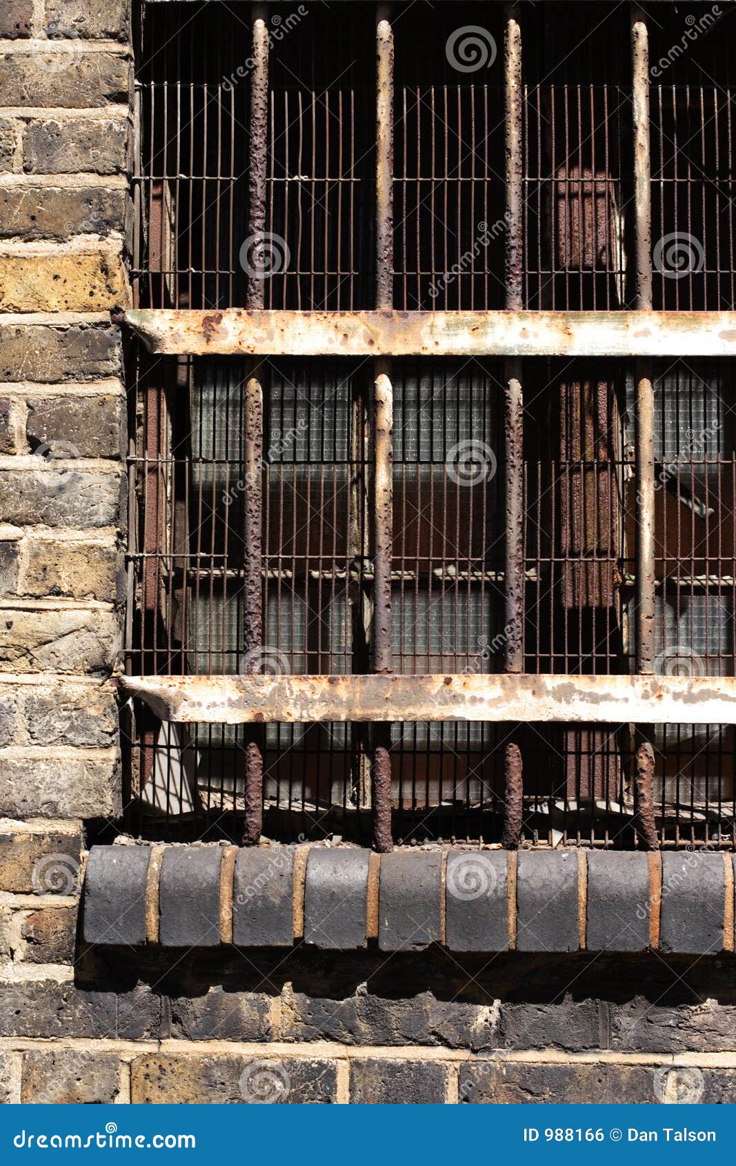 Burnt building stock photo. Image of bricks, squat, london - 988166
