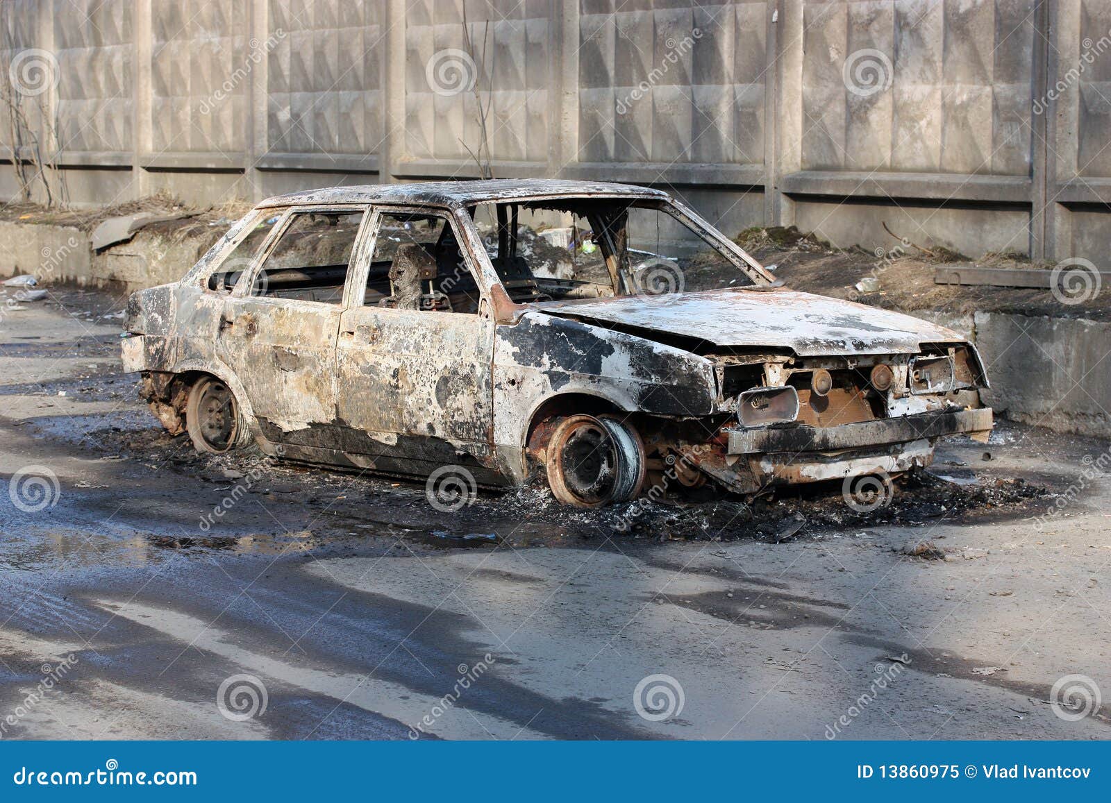 The burnt car. stock image. Image of automotive, vandalized - 13860975