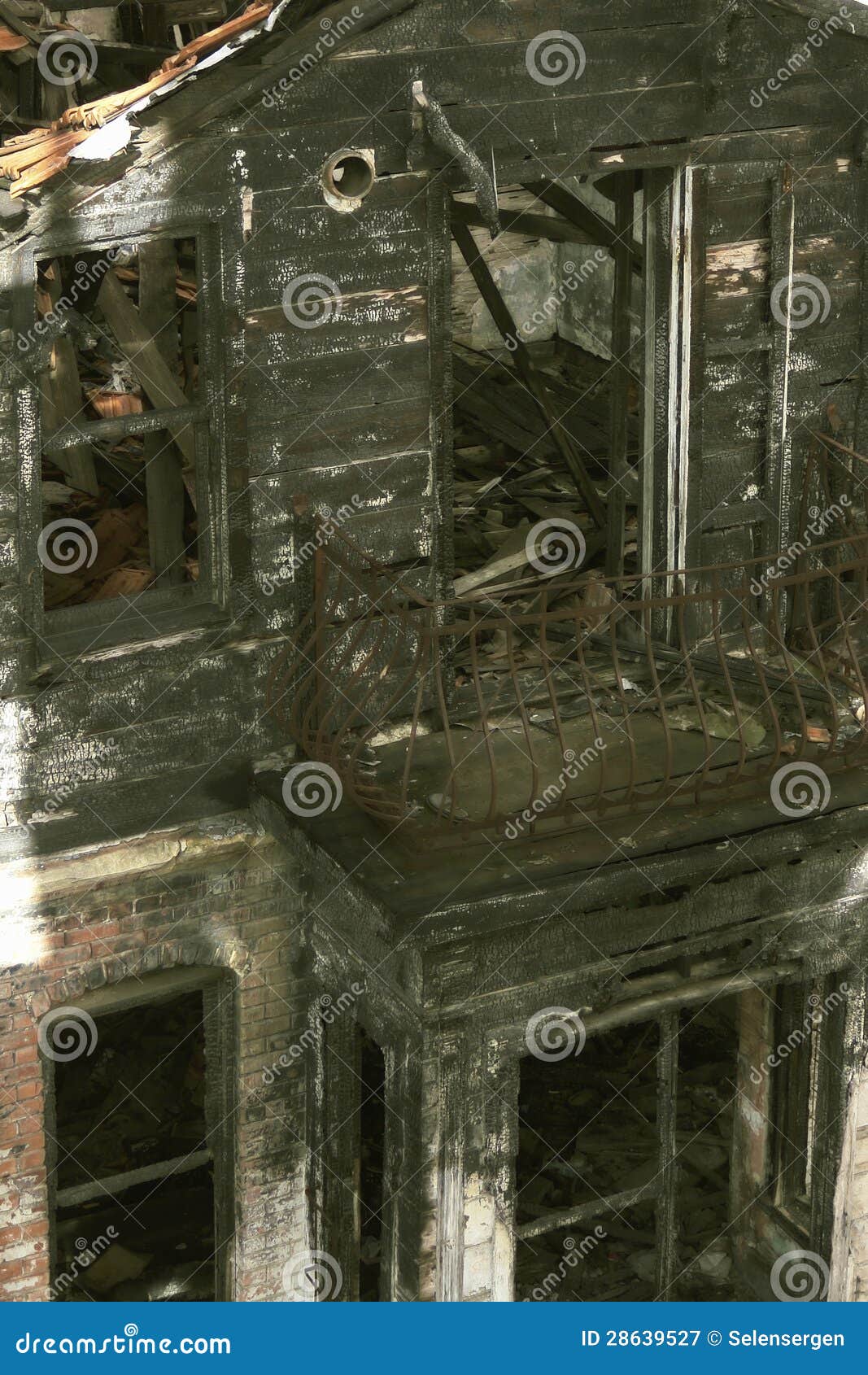 Burnt House stock image. Image of disaster, buildings - 28639527