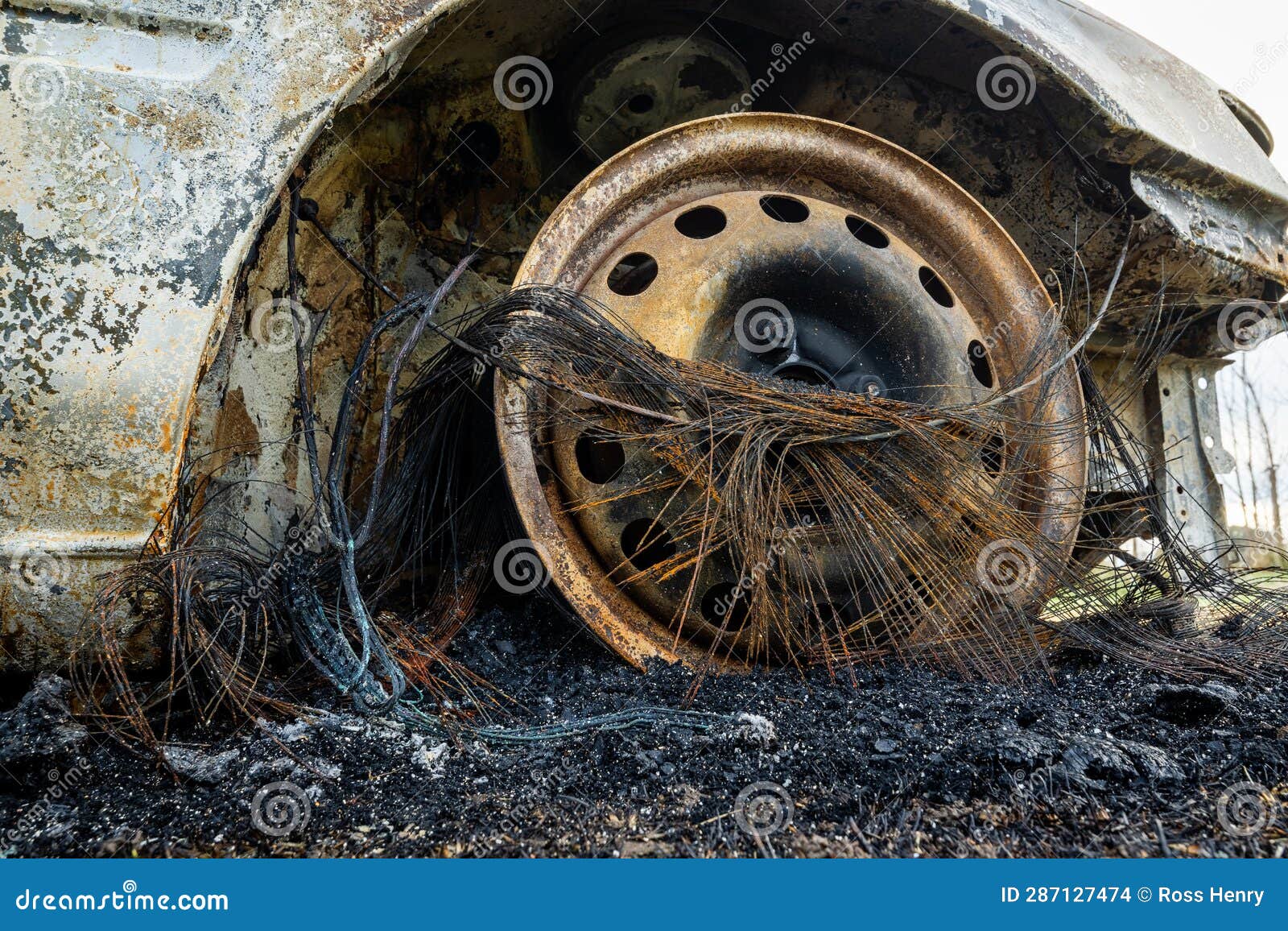 Burnt Out Wheel stock photo. Image of wire, wheel, burn - 287127474