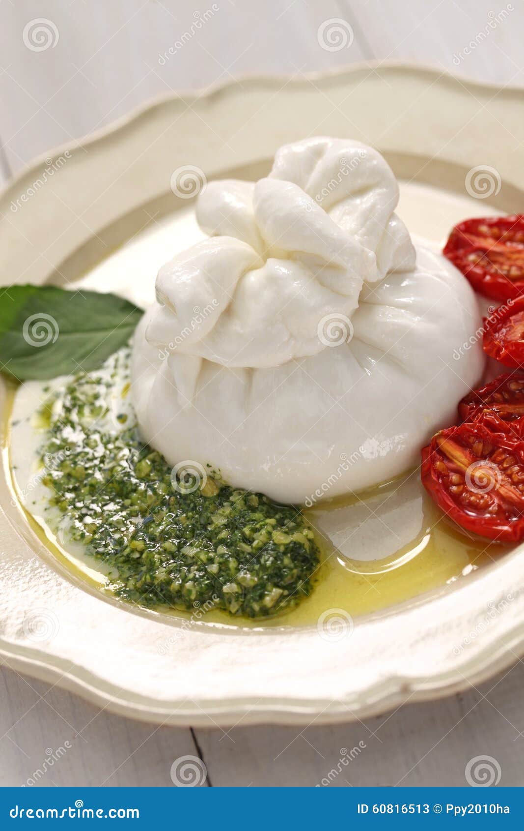 Burrata, Fresh Italian Cheese Stock Image - Image of antipasto, burrata ...