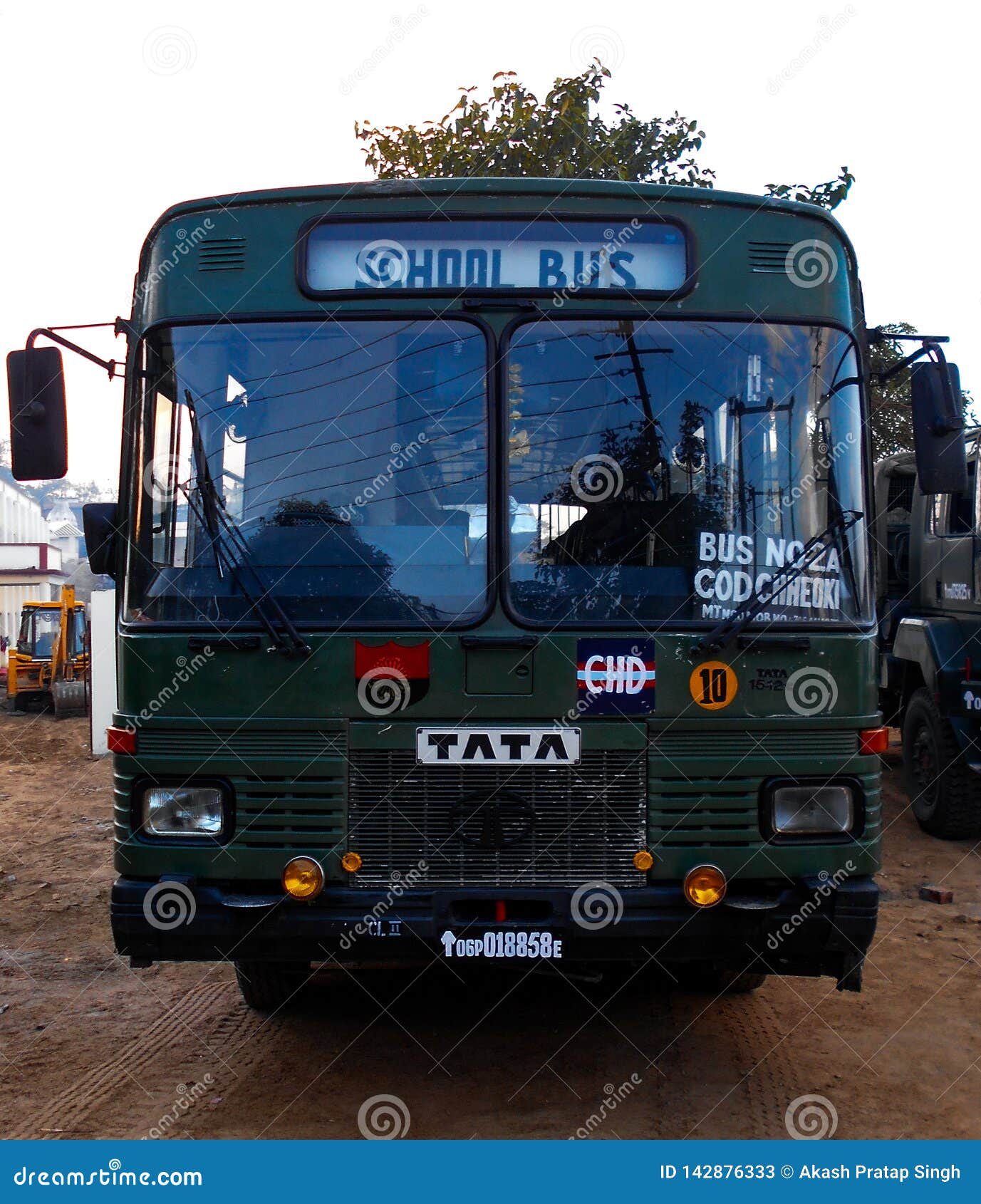 Bus editorial stock photo. Image of schoolbus, kumbh - 142876333