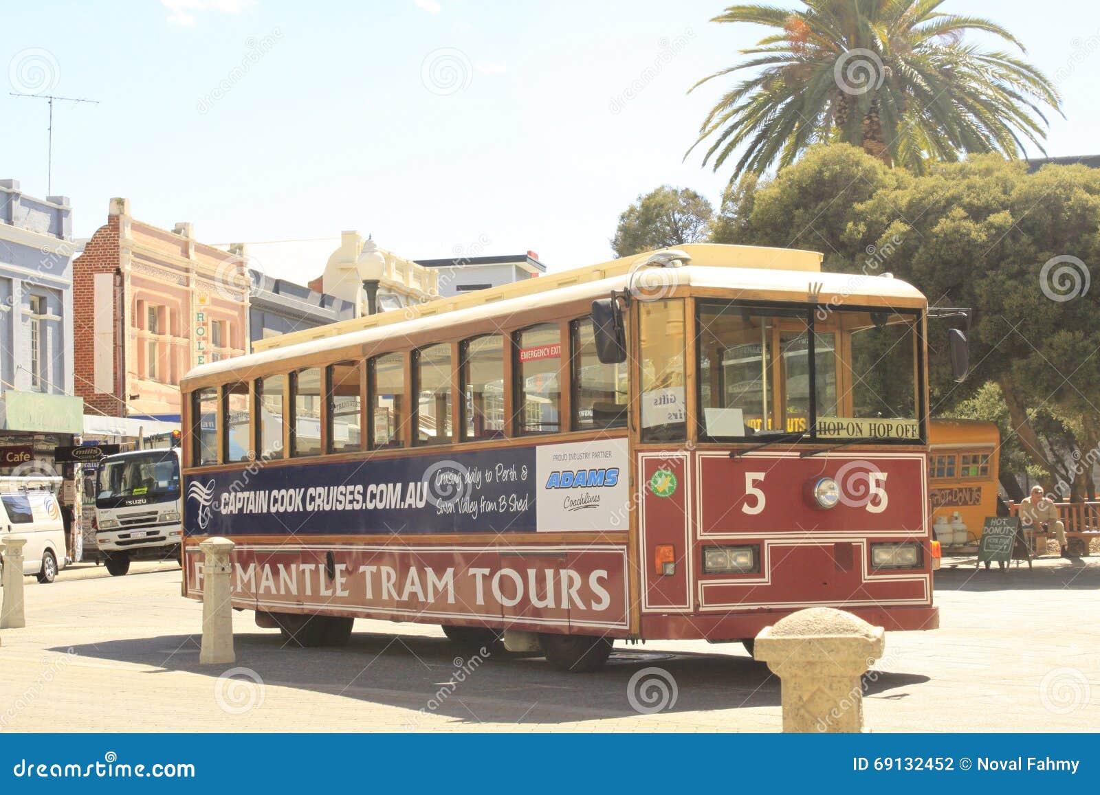 Bus editorial photography. Image of australia, transportation - 69132452