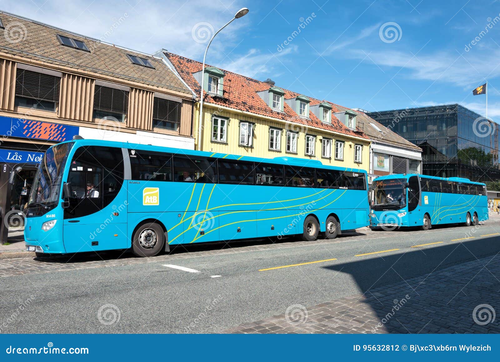 Bus di AtB fotografia editoriale. Immagine di turismo - 95632812