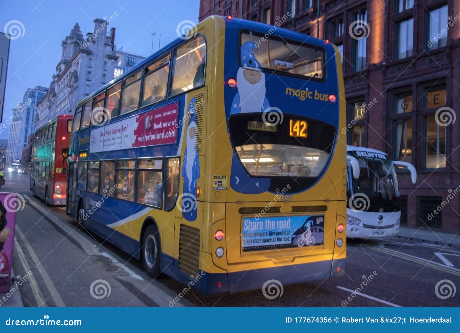 Bus 142 at Manchester England 2019 Editorial Photo - Image of traffic ...