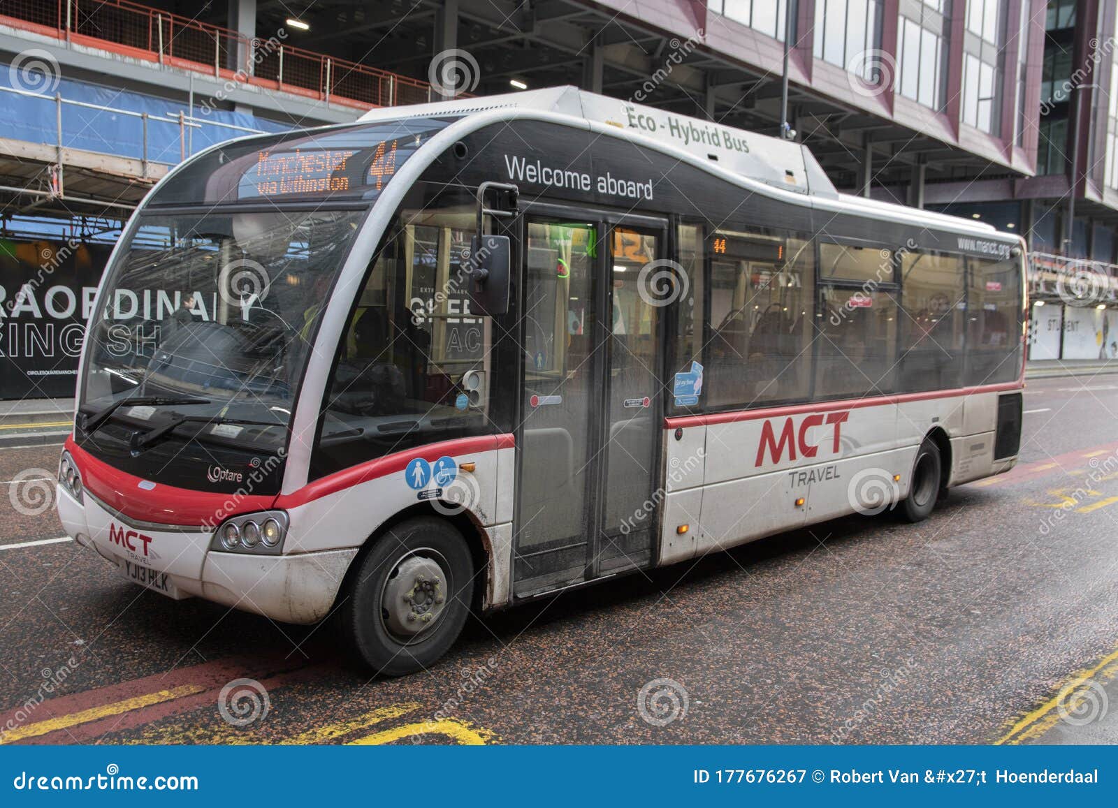 Bus 44 at Manchester England 2019 Editorial Photography - Image of ...