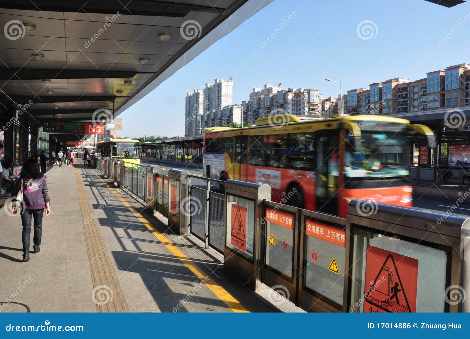 Bus Rapid Transit editorial photo. Image of tapid, transit - 17014886