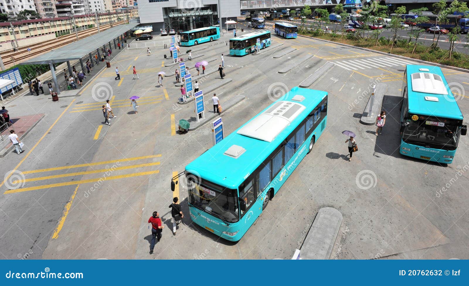 Bus station editorial photography. Image of large, center - 20762632