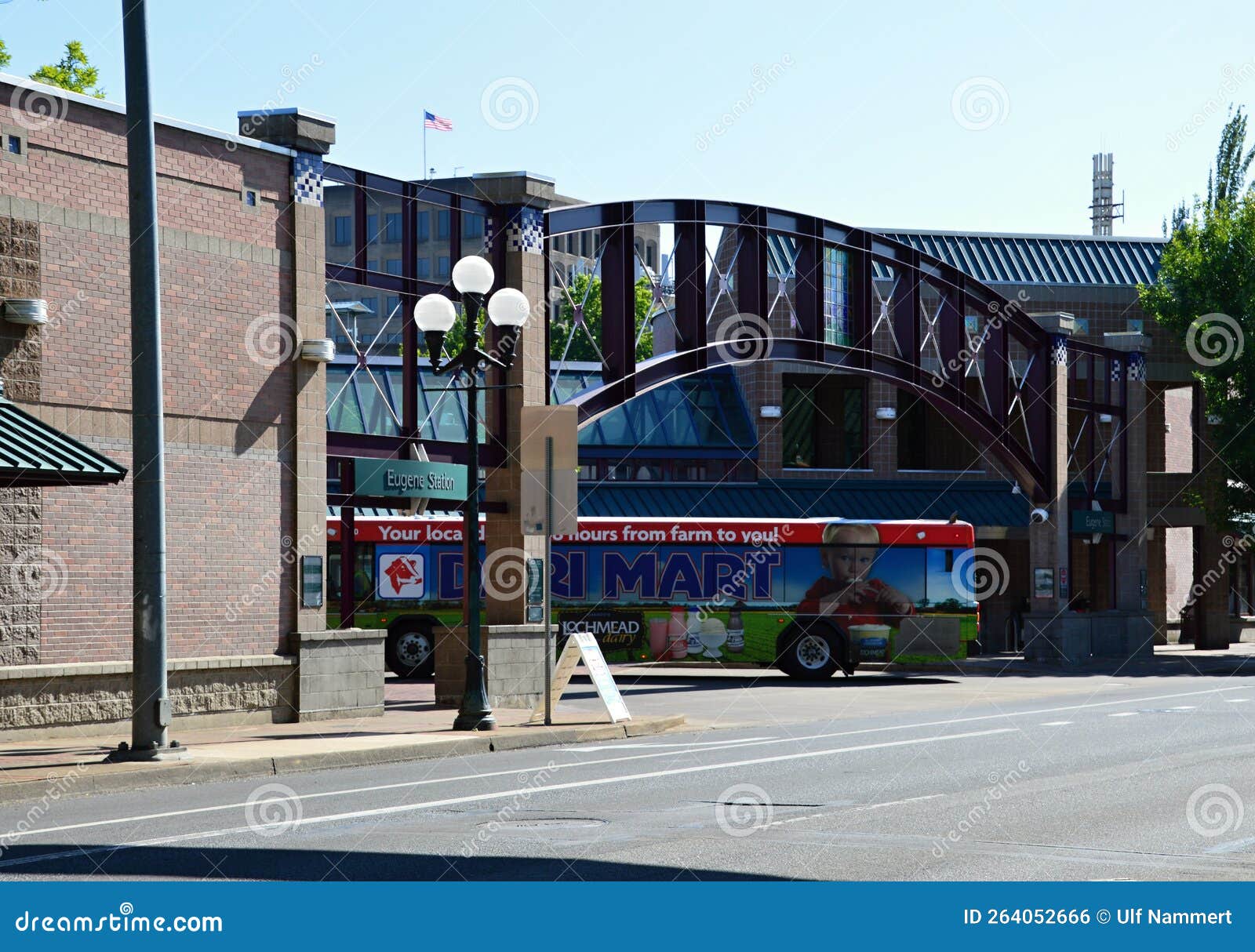 Bus Terminal in Downtown Eugene, Oregon Editorial Photo - Image of ...