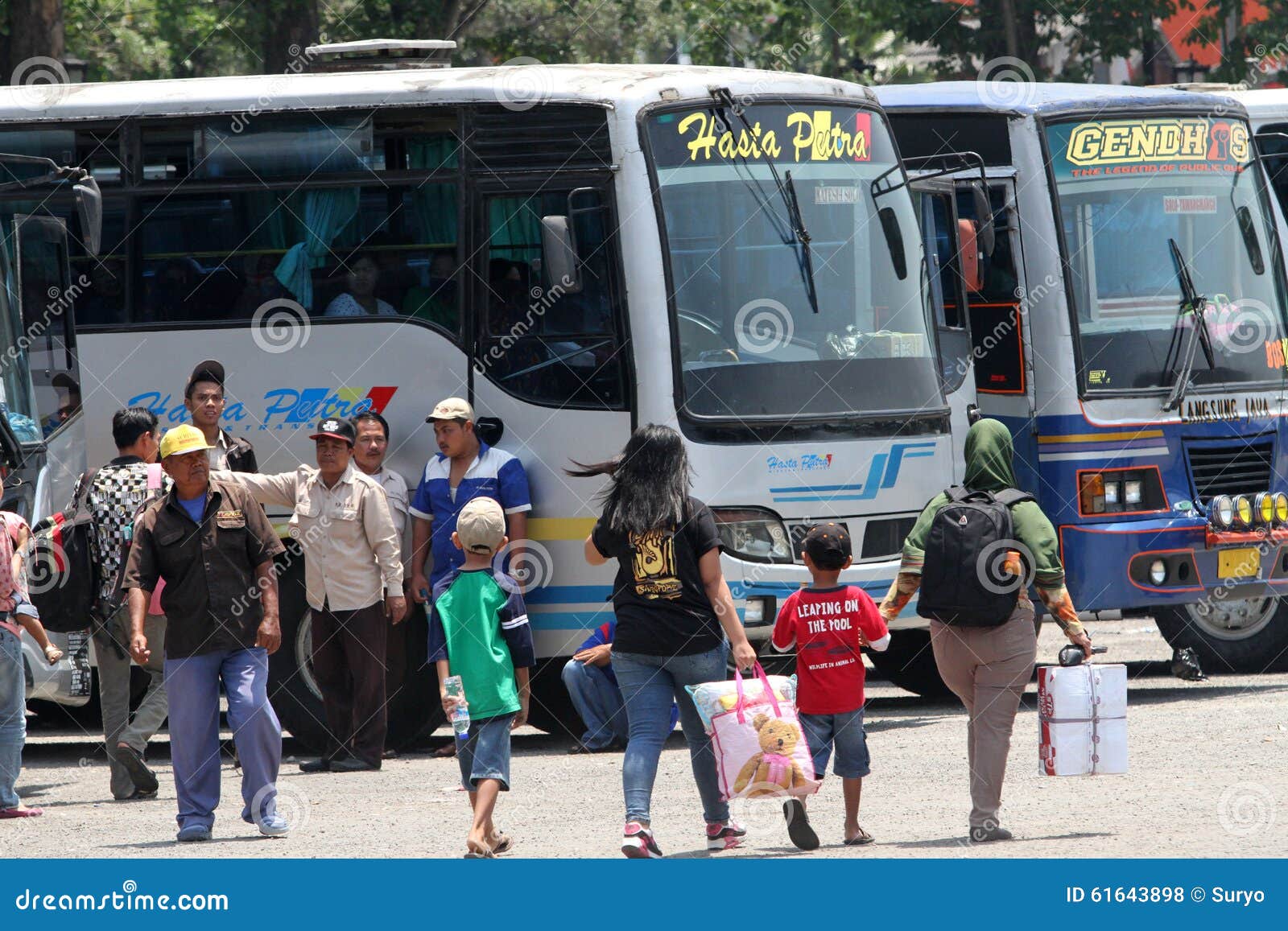 Bus terminal editorial stock photo. Image of passengers - 61643898
