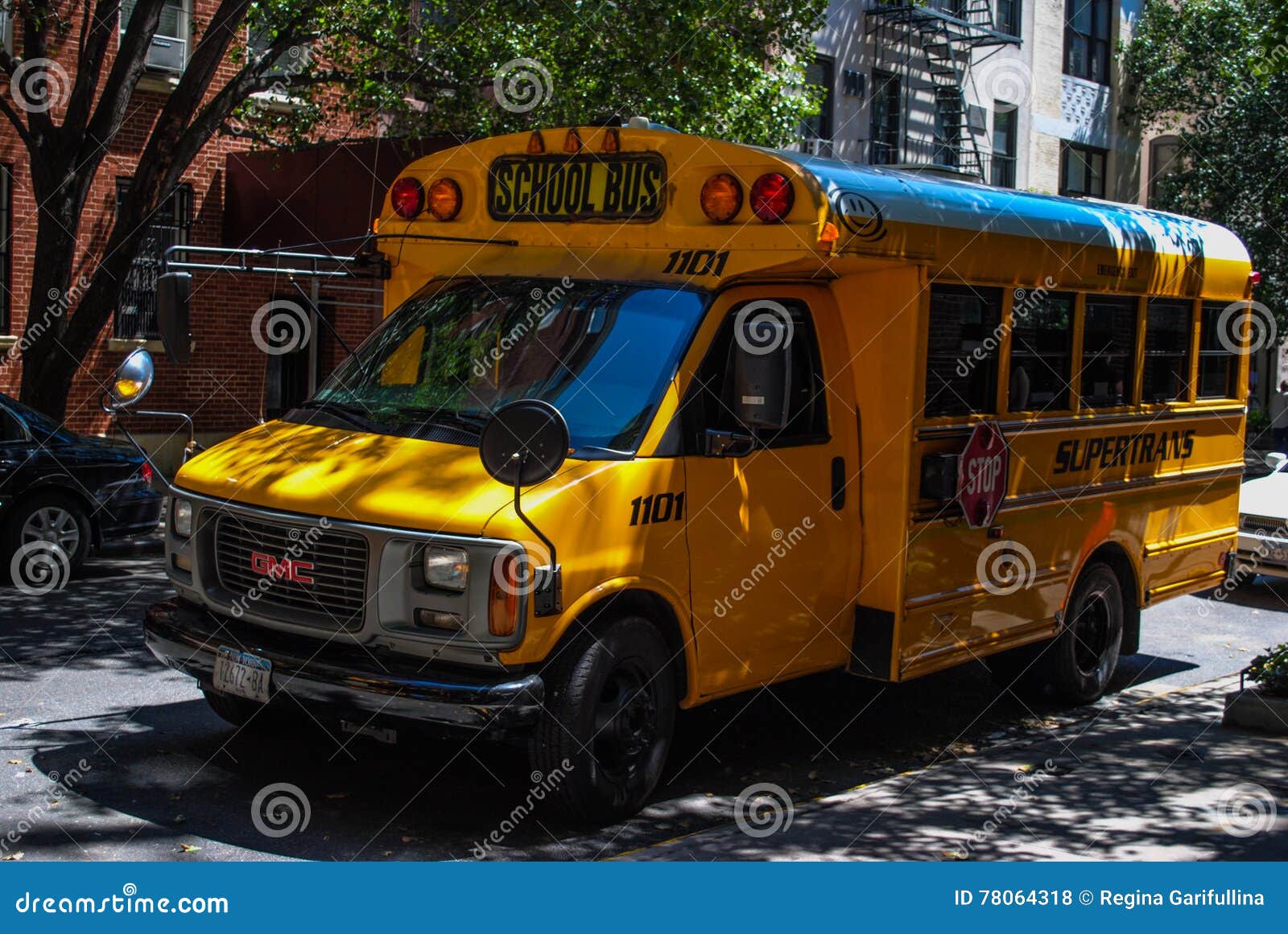 The Bus is Waiting for Students Editorial Stock Photo - Image of ...
