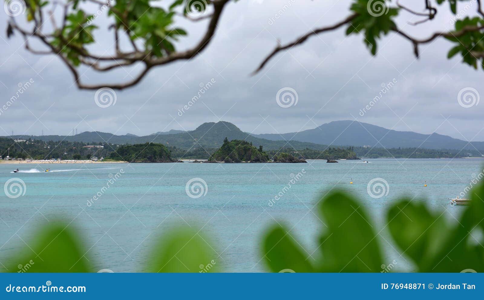 Busena Marine Park En Okinawa Imagen de archivo - Imagen de playa ...