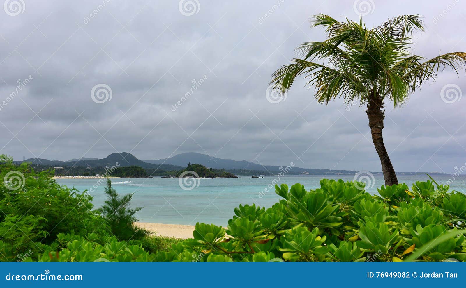Busena Marine Park in Okinawa Fotografia Stock - Immagine di cielo ...