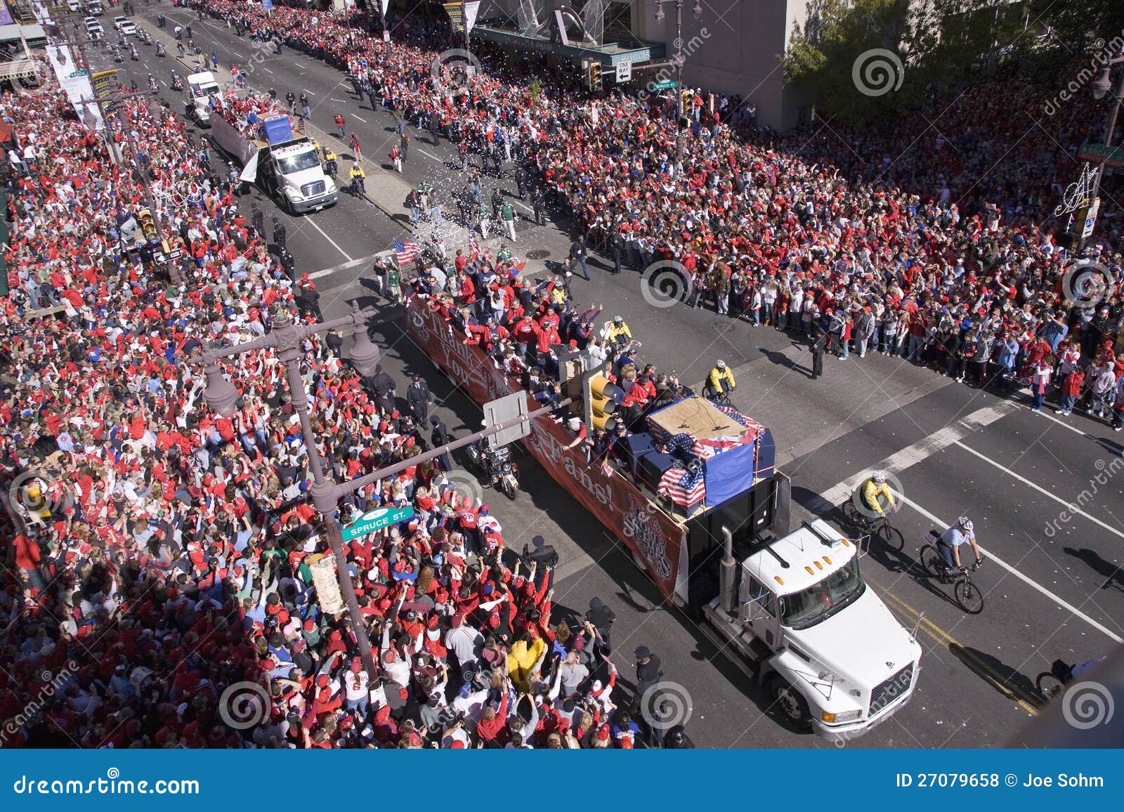 Buses Filled with Philadelphia Phillies, Editorial Stock Photo - Image ...