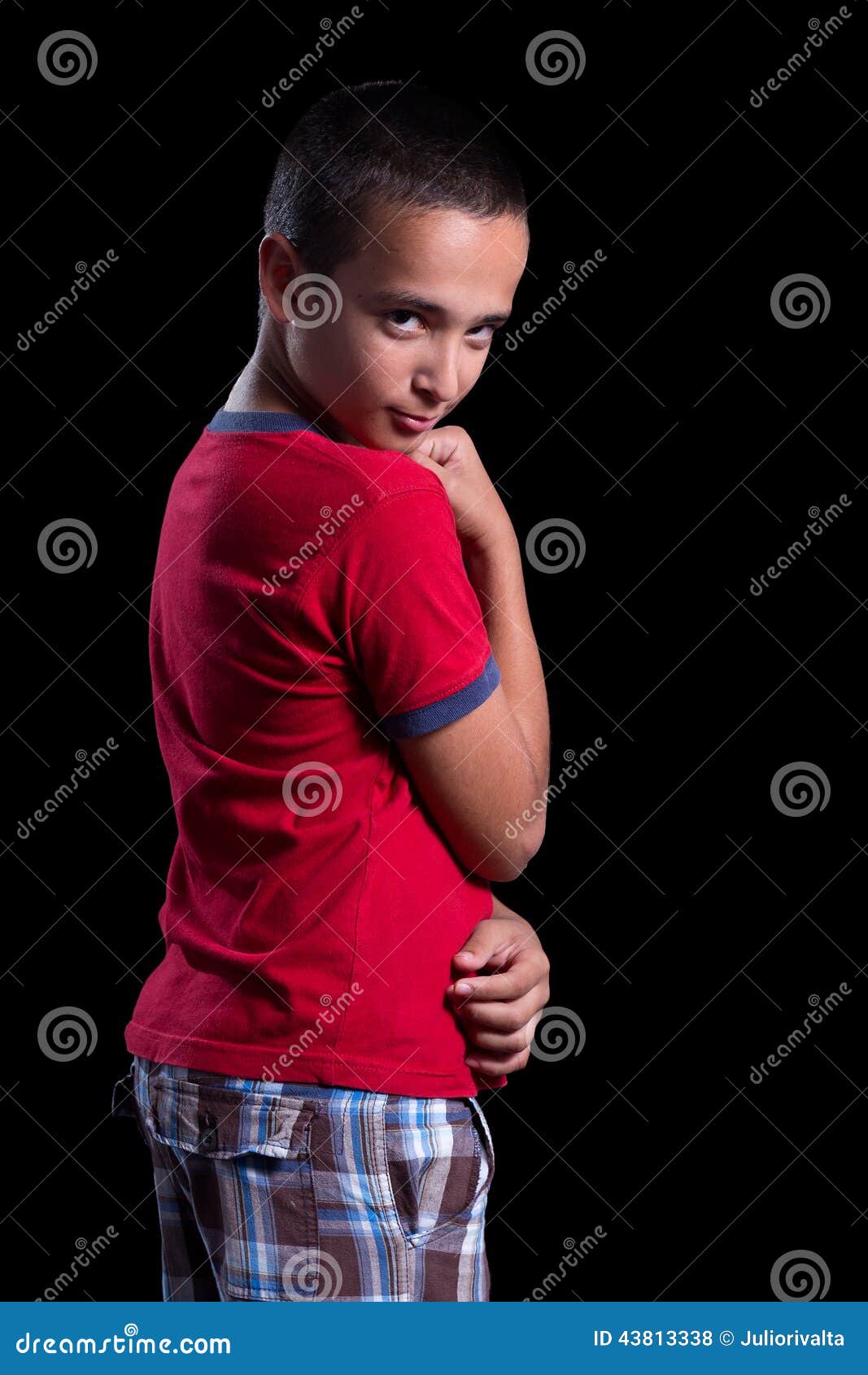 Busig pojke arkivfoto. Bild av manlig, näsa, öga, latin - 43813338