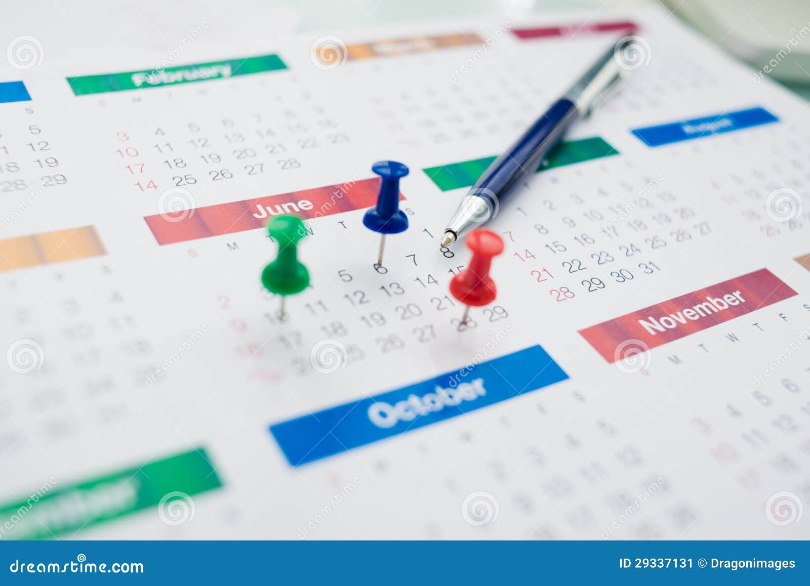 Business Calendar Pins Stock Illustrations – 122 Business Calendar Pins ...