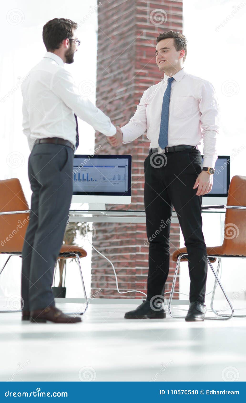 Welcome Handshake Manager and Client Stock Photo - Image of cooperation ...