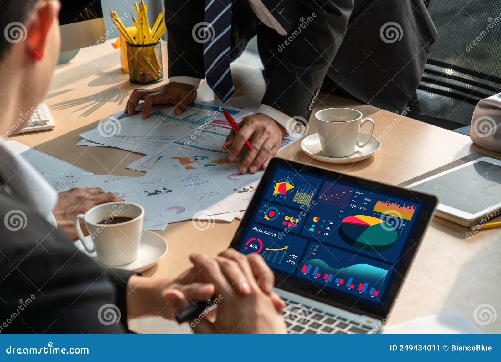 Business Data Dashboard Analysis by Ingenious Computer Software Stock ...