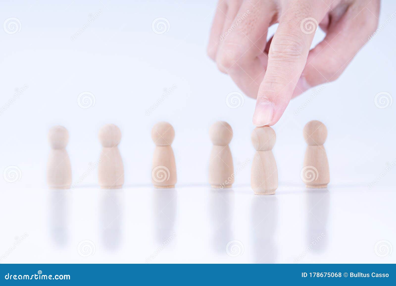 Business Hand Chooses Leadership for Modern Business Stock Photo ...
