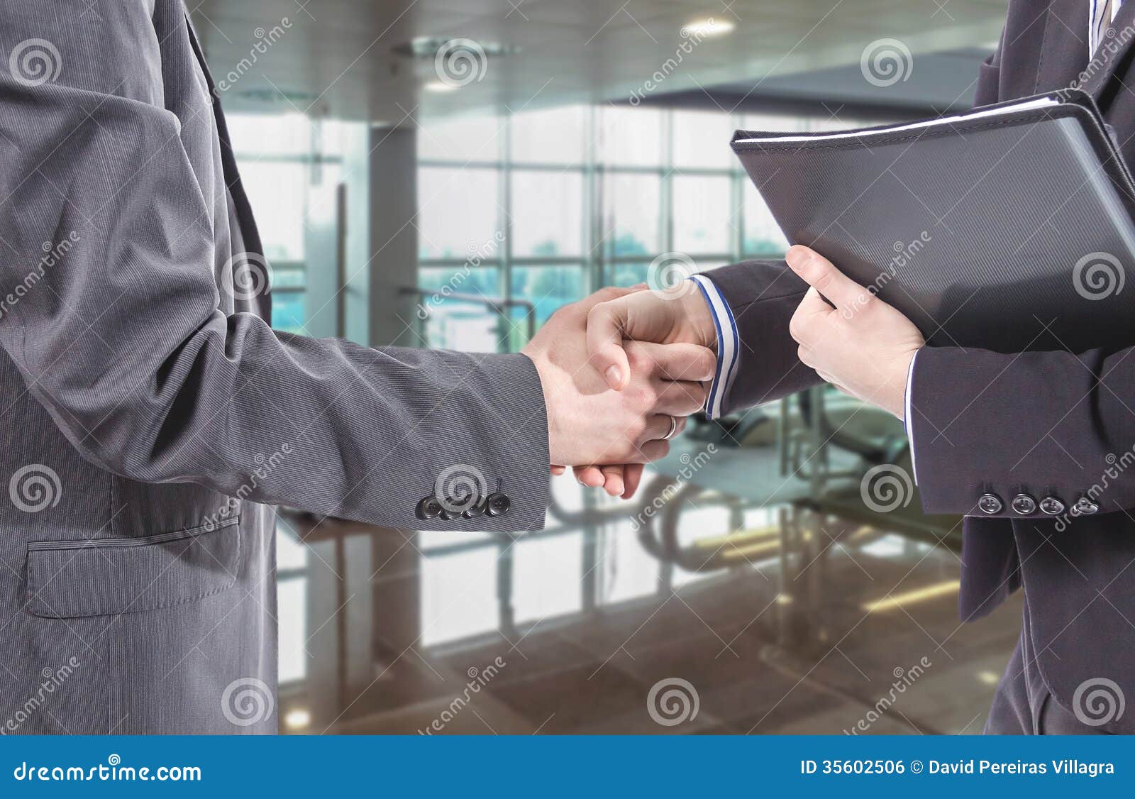 Business Handshake for a Closing Deal Stock Photo - Image of meeting ...