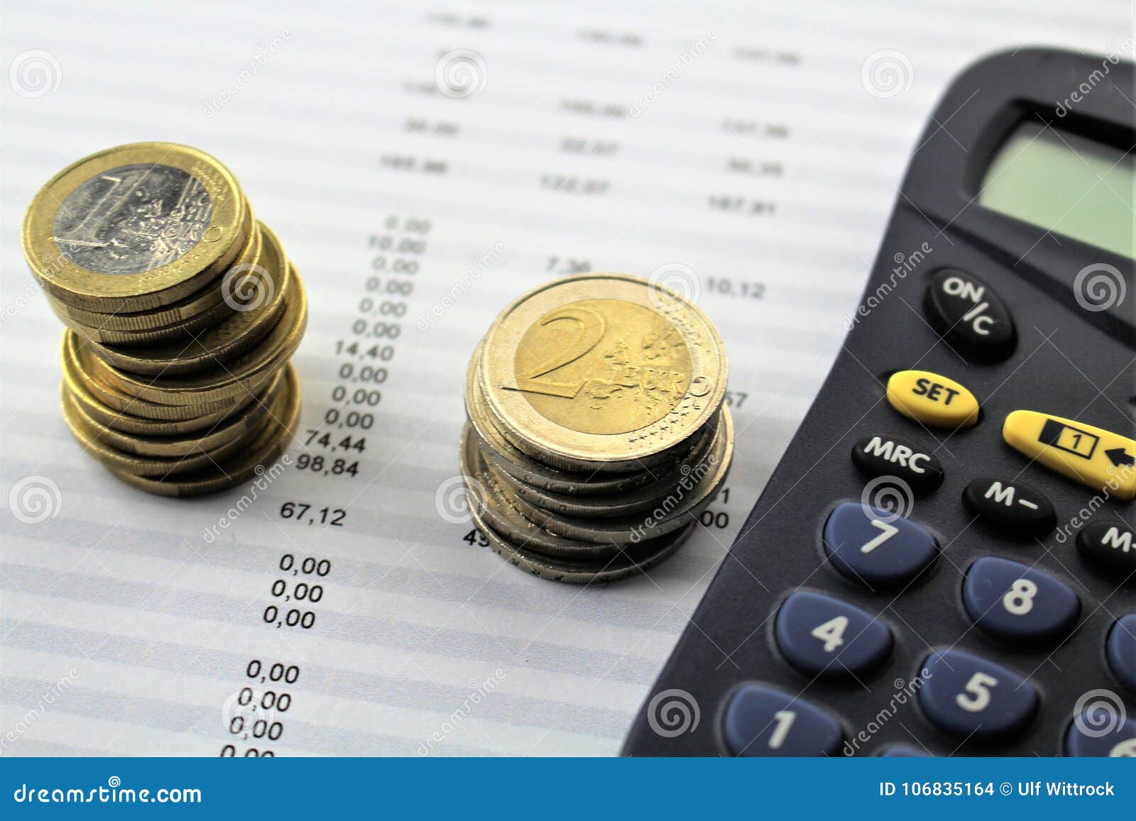 An Business Image with Money and a Pan - Concept Stock Photo - Image of ...