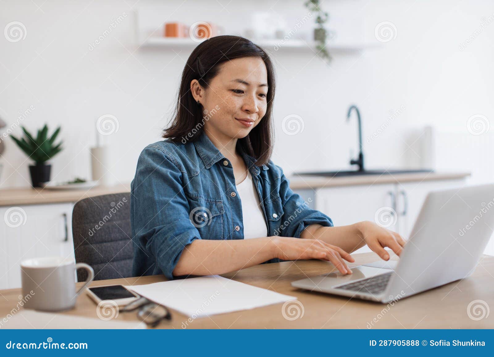 Business Lady Checking Email Via Computer in Kitchen Stock Photo ...