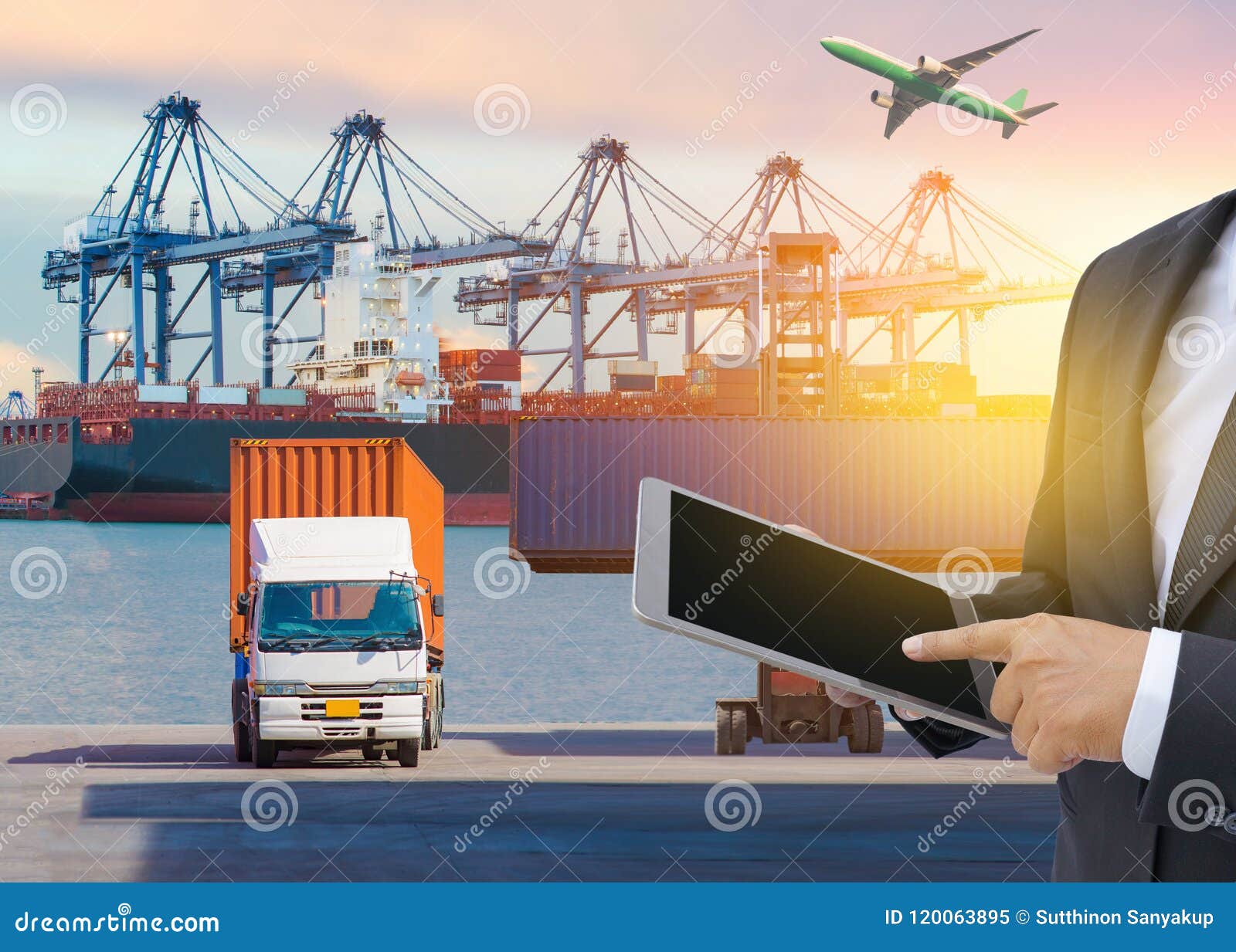 Business Logistics Concept, Global Business Connection Technology ...