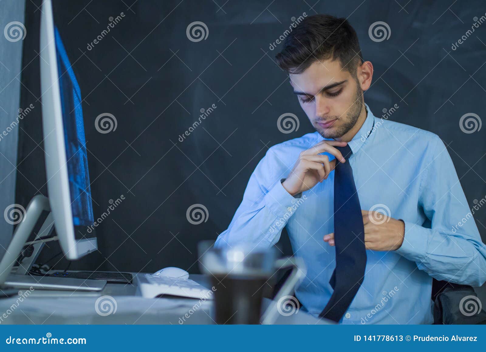 Business man with computer stock image. Image of elegance - 141778613