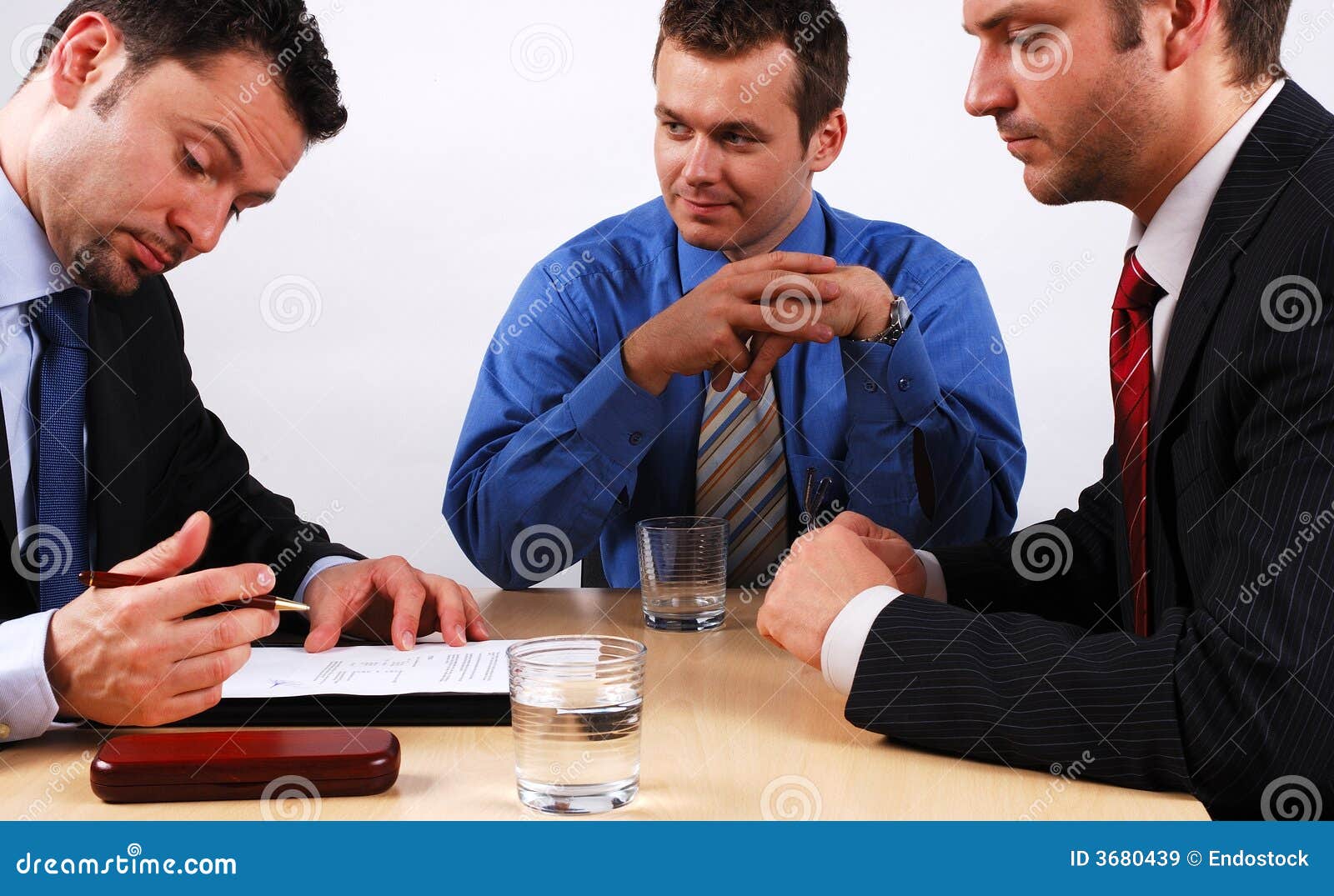 Business Man Signing a Contract Stock Image - Image of businessman ...