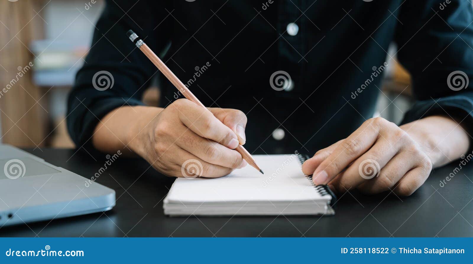 Business Men Hands Taking Notes on a Handwritten Notepad, Creative ...