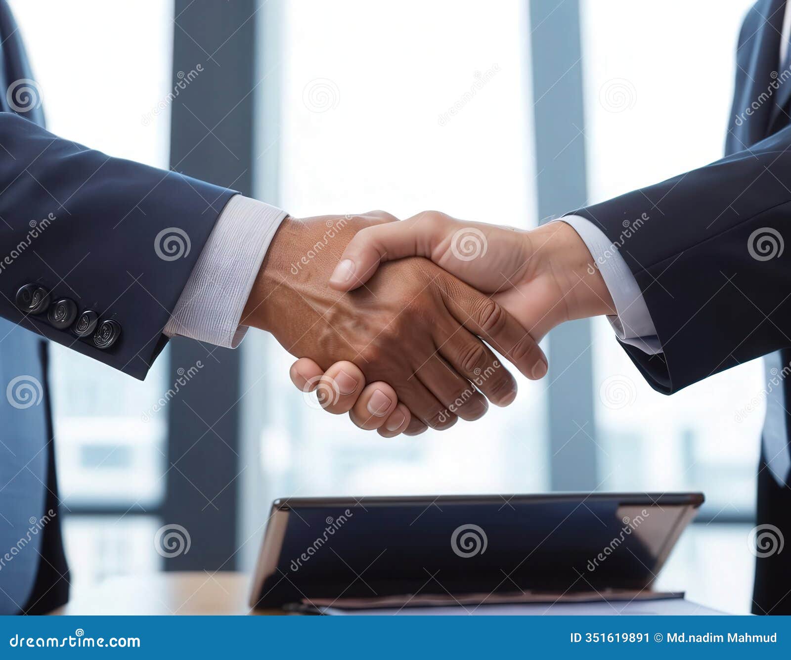 Business Network Concept with Handshake Businessman Stock Illustration ...