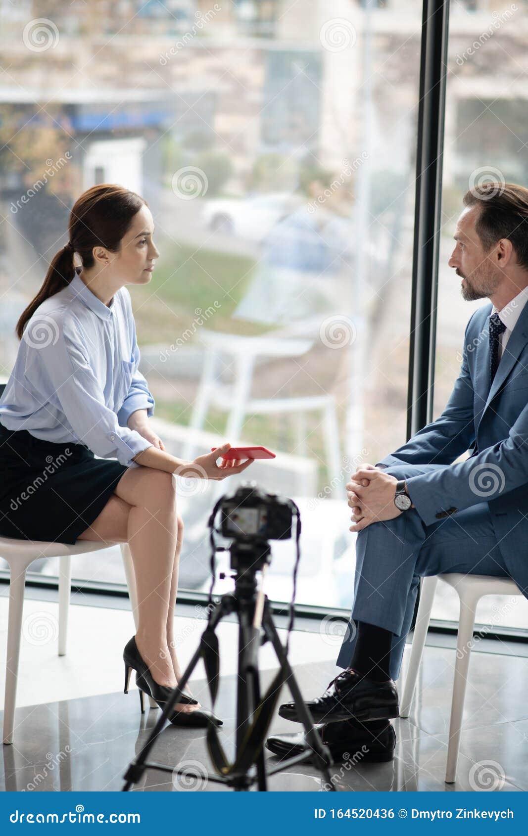 Business Partners Filming Online Tutorial for Beginners in ...