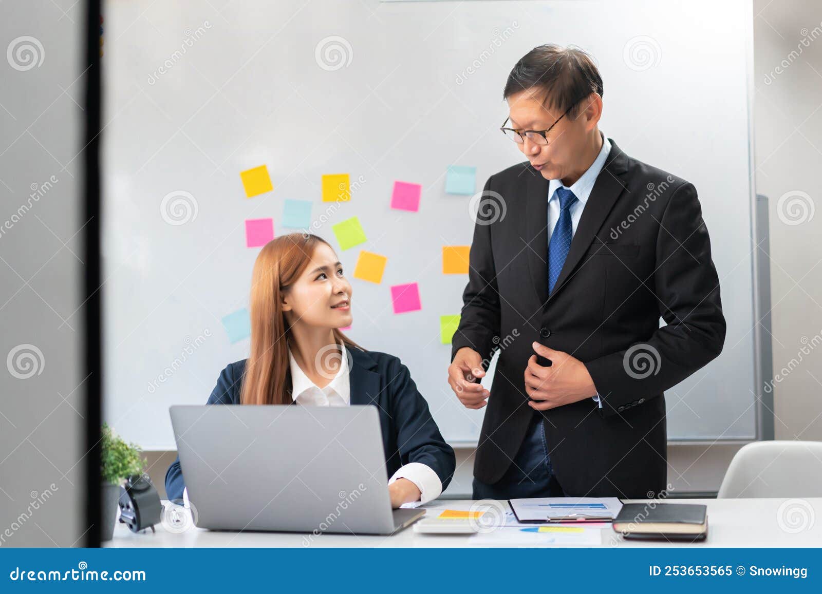 Business Partnership Concept, Senior in Business is Explaining Project ...