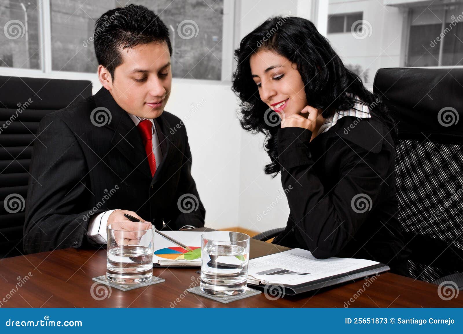 Business People Analyzing Charts Stock Image - Image of analyzing ...