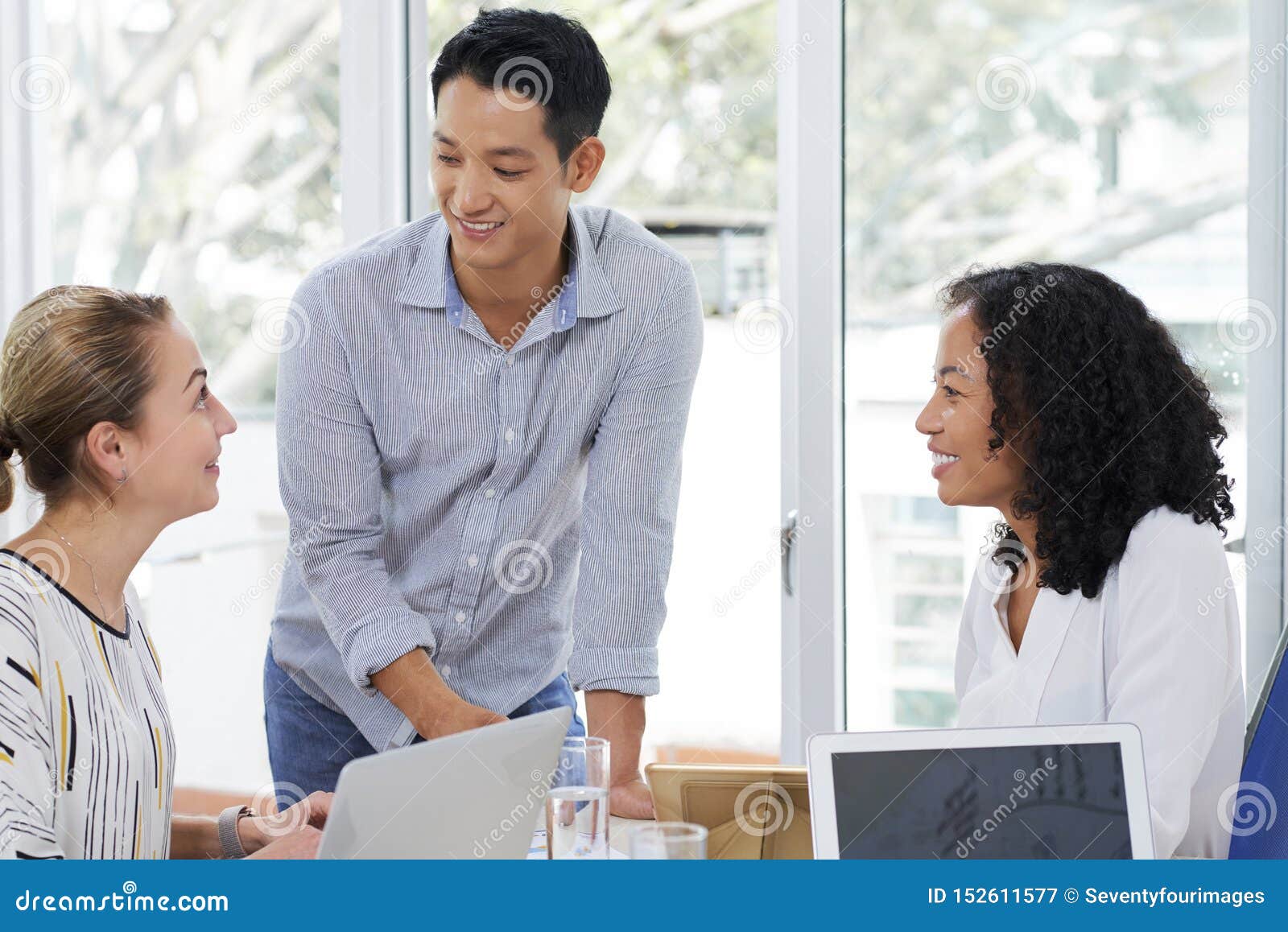 Business People Discussing Ideas Stock Image - Image of laptop ...