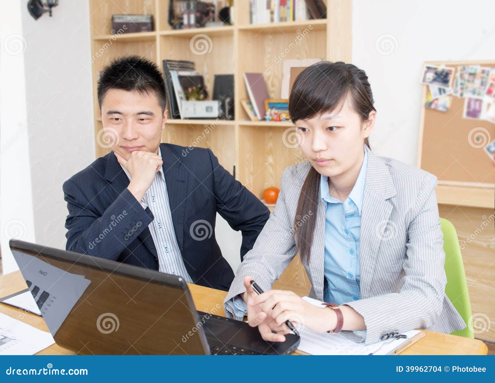 Business People Look at the Computer Stock Photo - Image of business ...