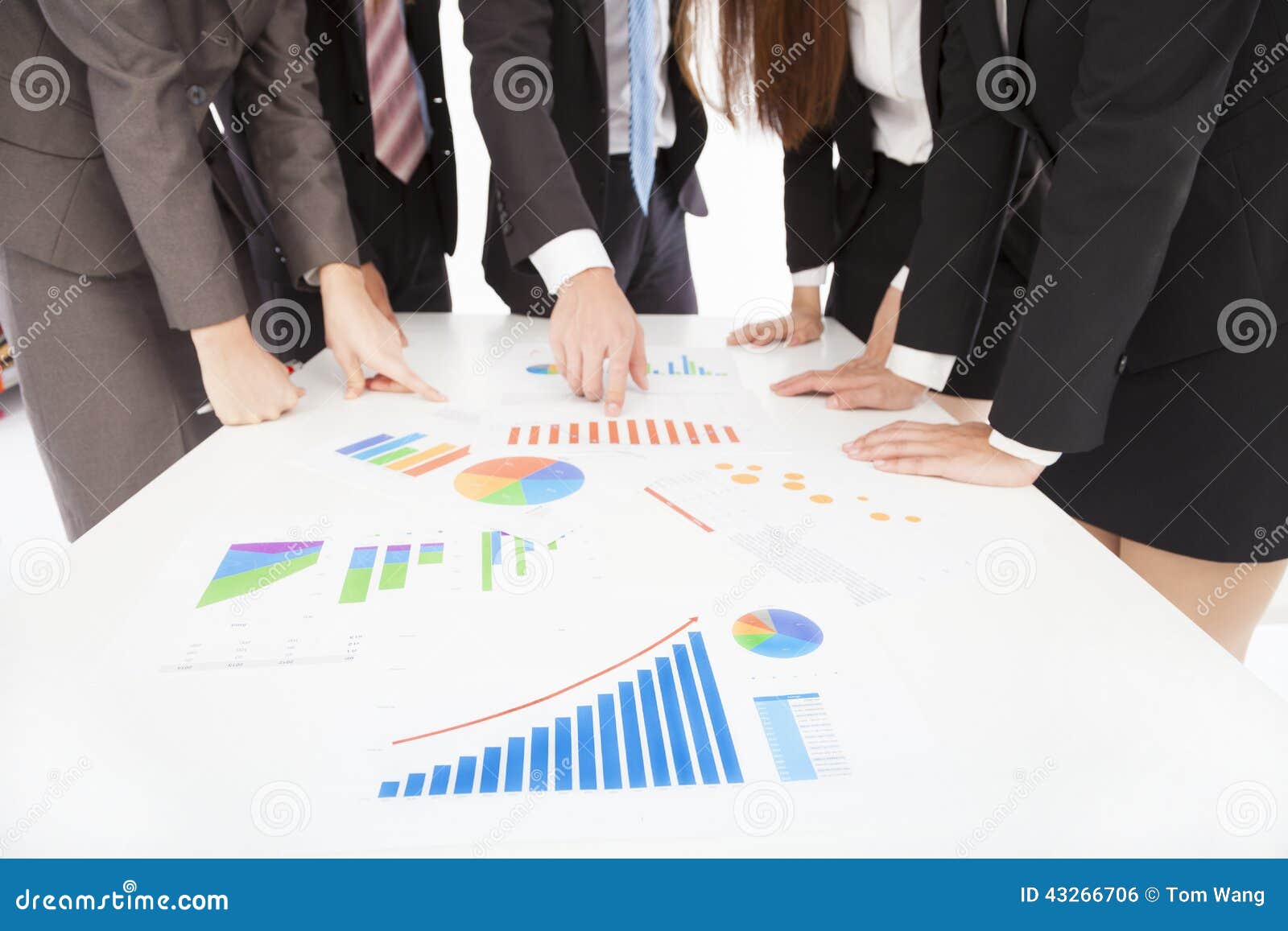 51,892 Report Discussion Stock Photos - Free & Royalty-Free Stock ...